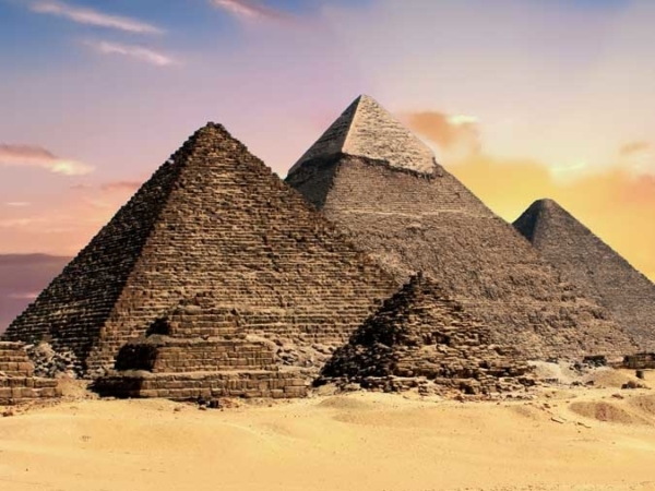 The Inspiring Story of Asiya bint Muzahim in Islam